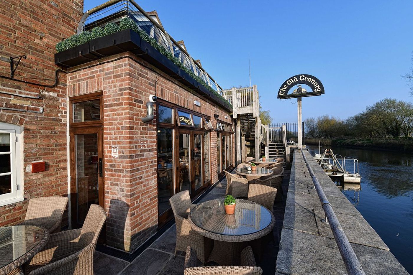 The Old Granary, Wareham | Riverside Pub & Restaurant in Dorset